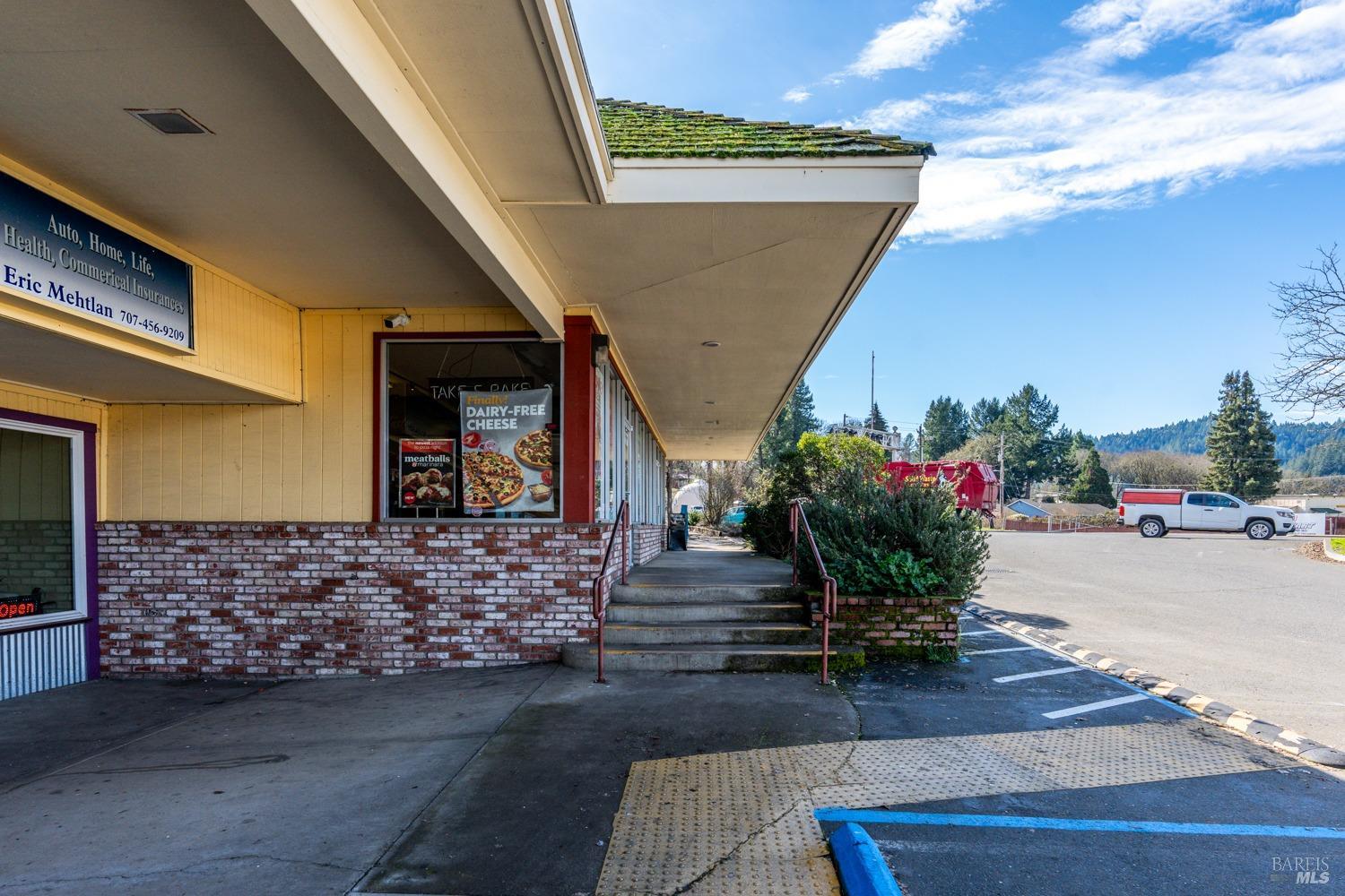 871 S Main St, Willits, CA 95490 - – Beds | – Baths (Active ...