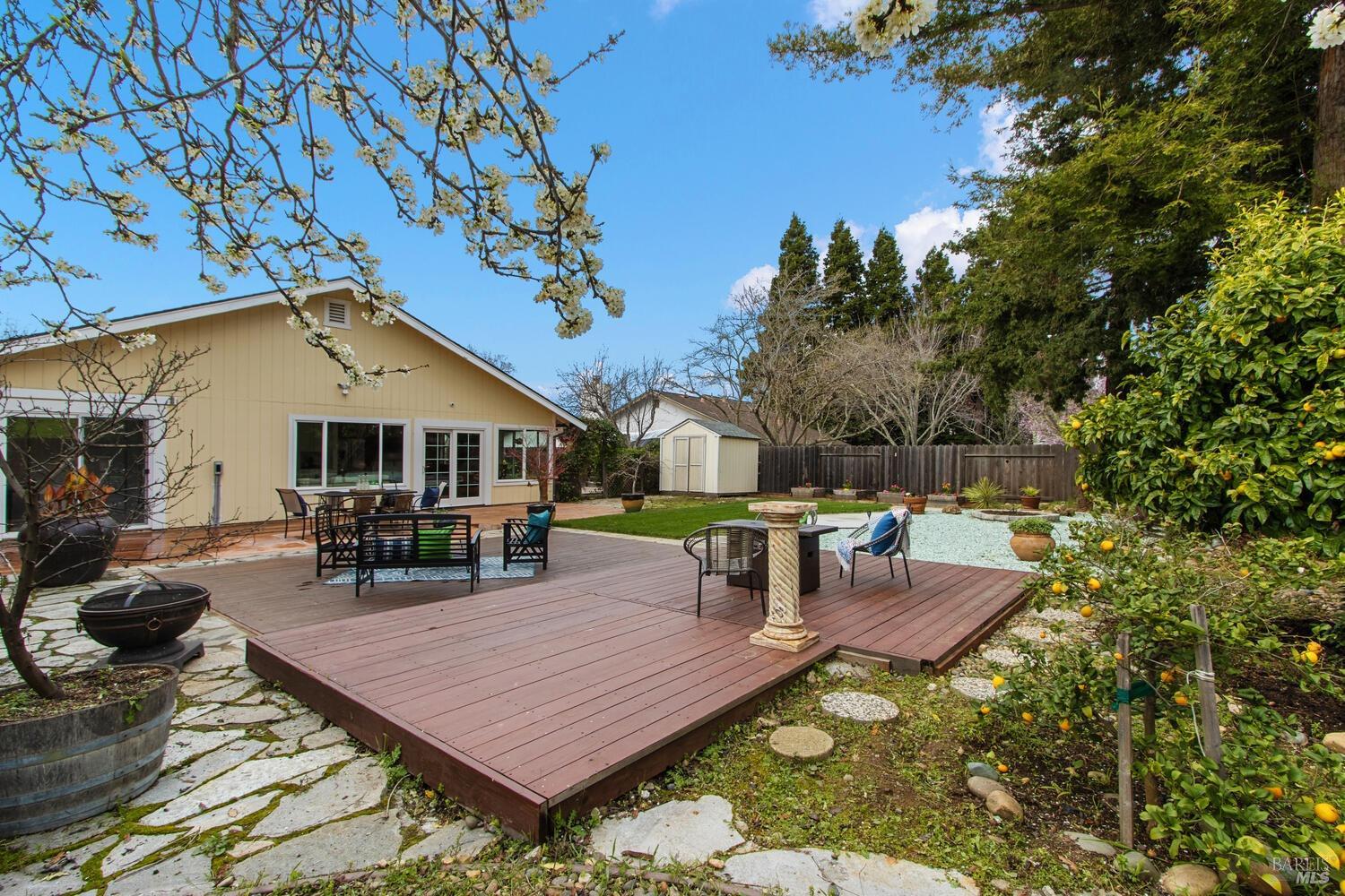 406 Solano Dr, Benicia, CA 94510 - 3 Beds | 2 Baths (Active ...
