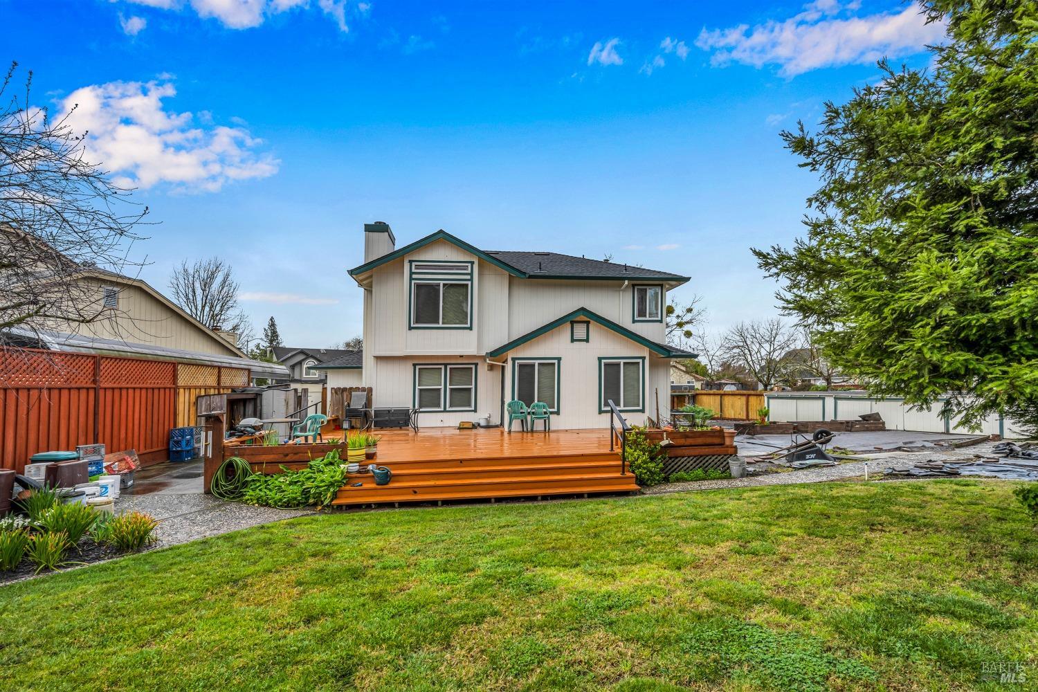 1138 Meridian Cir, Santa Rosa, CA 95401 - 3 Beds | 2/1 Baths (Active ...