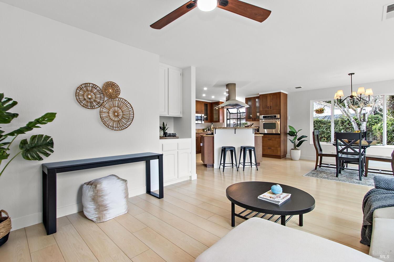 406 Solano Dr, Benicia, CA 94510 - 3 Beds | 2 Baths (Active ...