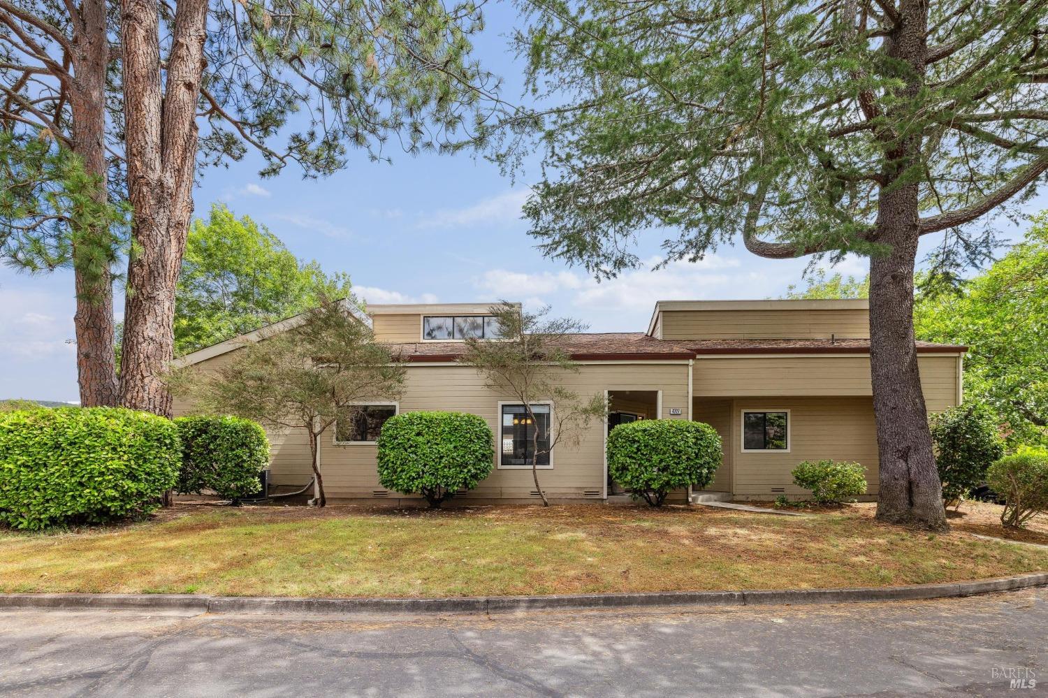 4727 Shade Tree Lane Santa Rosa, California, United States – Luxury Home